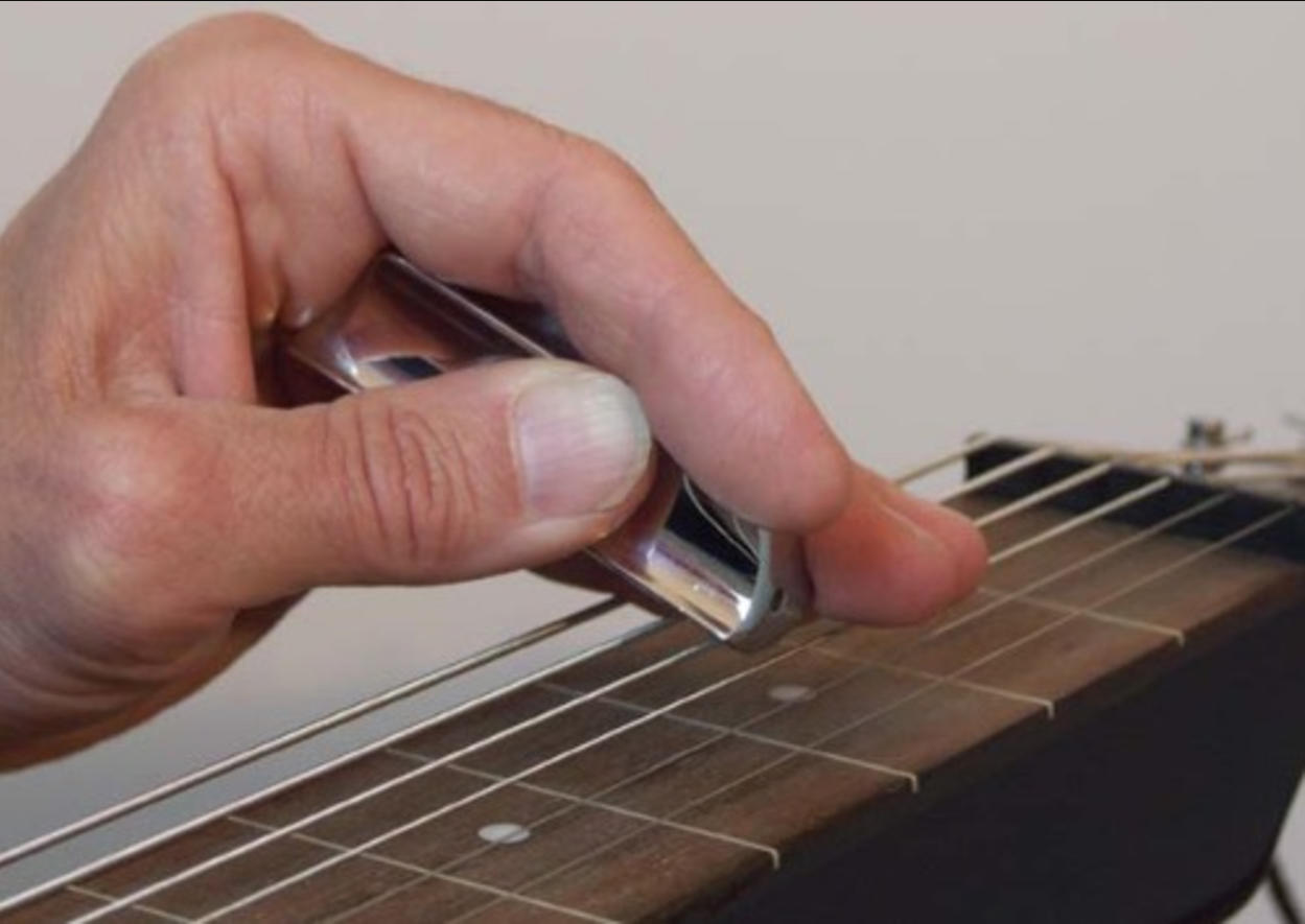 How Do You Tune an Electric Guitar?