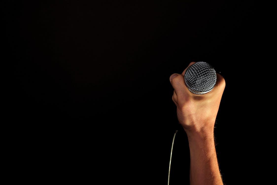 A Guide to Slam Poetry | Superprof