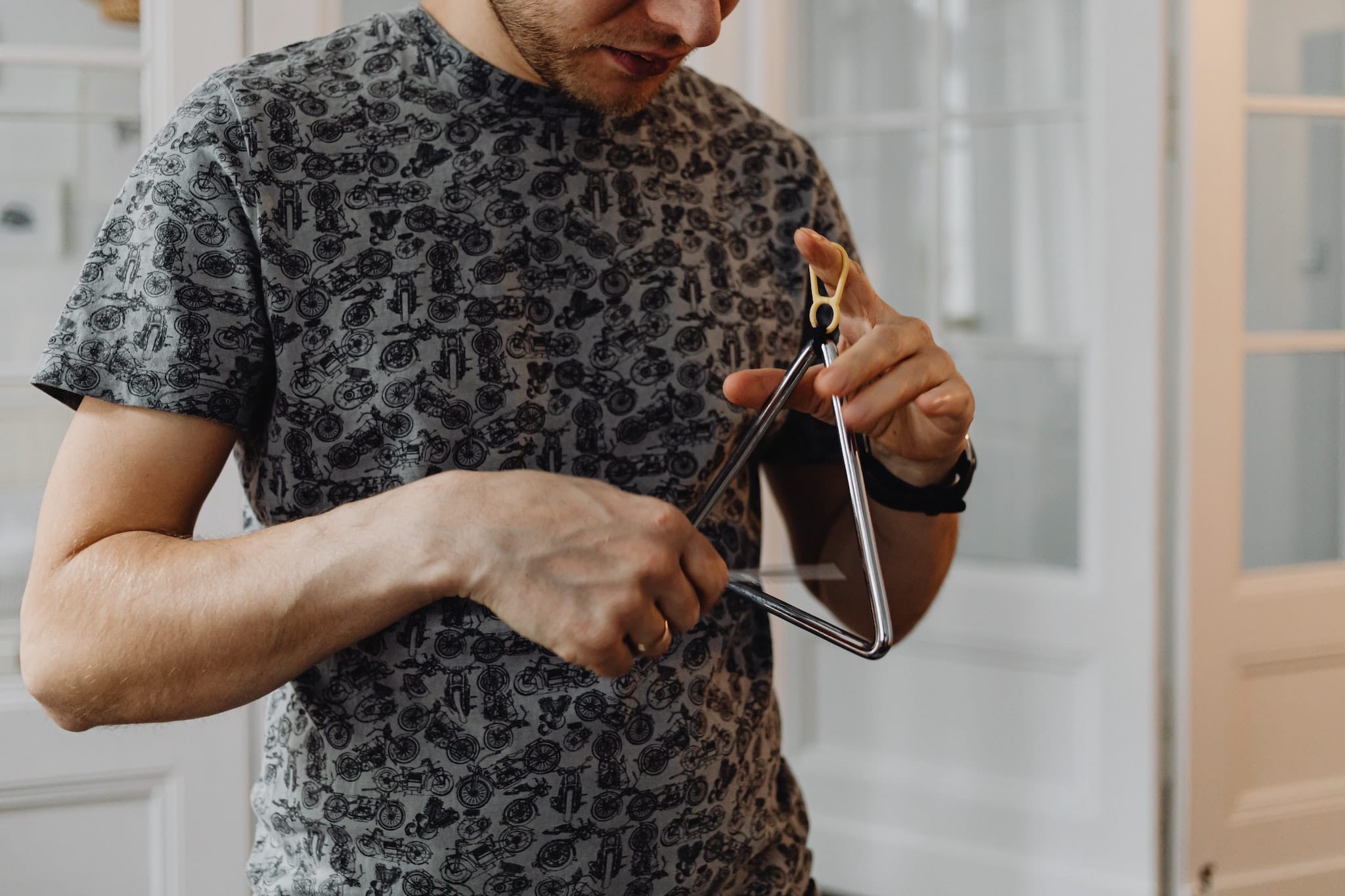 An Introduction to the Triangle Instrument | Superprof